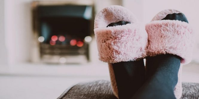 7 Awesome Benefits of Wearing Slippers at Home